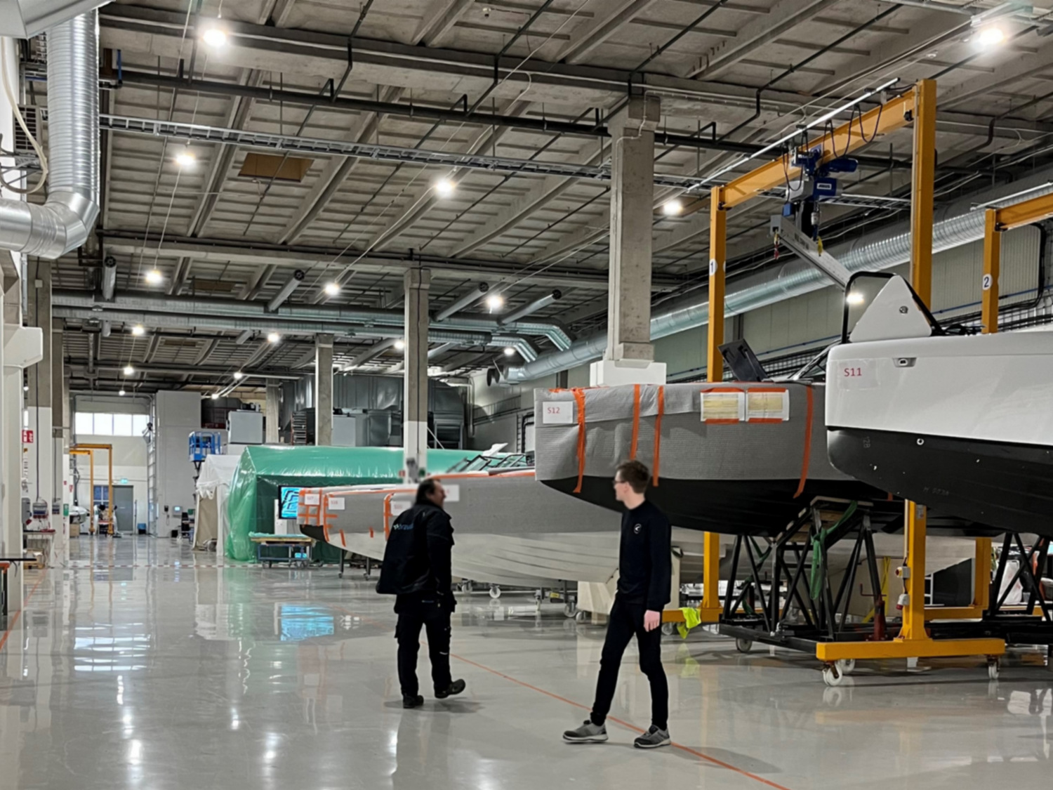 Ökad elektrifiering för hållbara transporter – nu byggs världens snabbaste elektriska fartyg ...